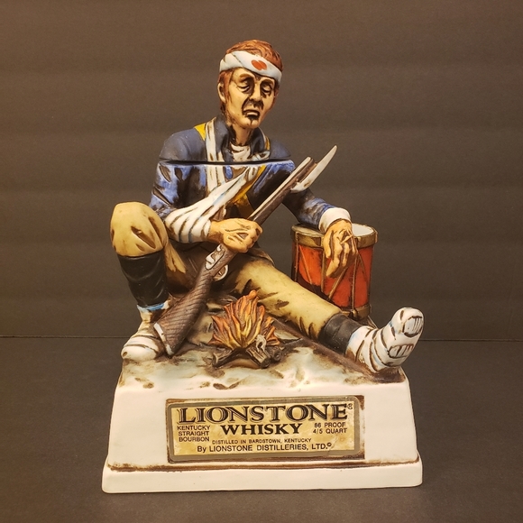 Lionstone | Accents | Vintage 975 Original Lionstone Sculptured Porcela ...